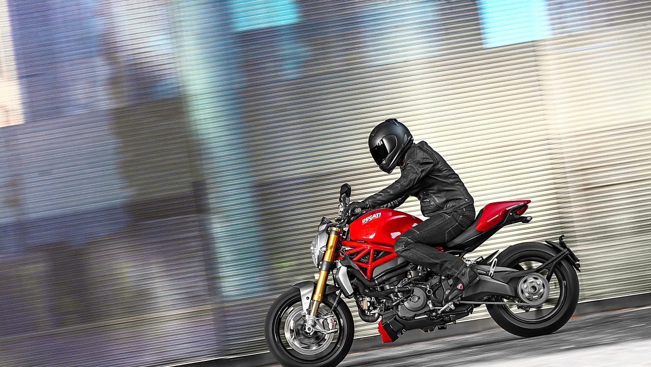 Shell Advance 系列電單車引擎機油 | 香港及澳門蜆殼